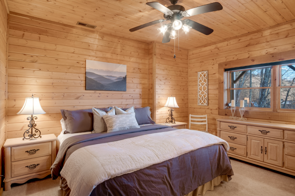 Tour of our Log Cabin Tango Lookout Lodge - Kristen Hewitt